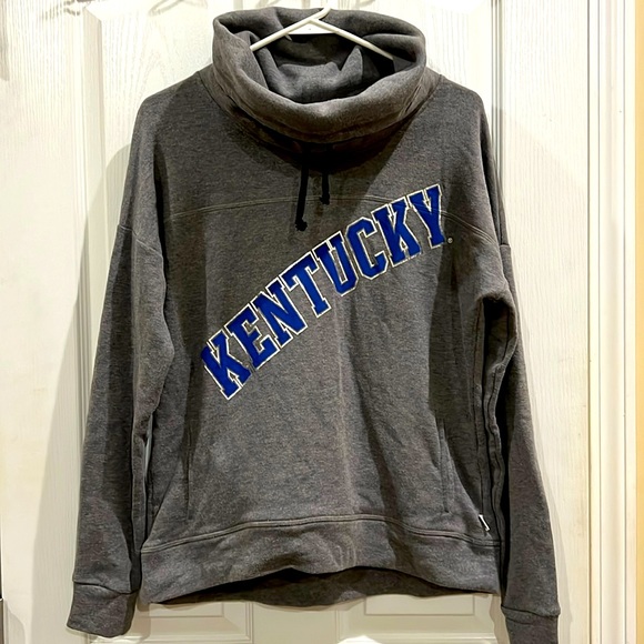 PINK Victoria's Secret | Tops | Pink Victoria Secret University Of ...